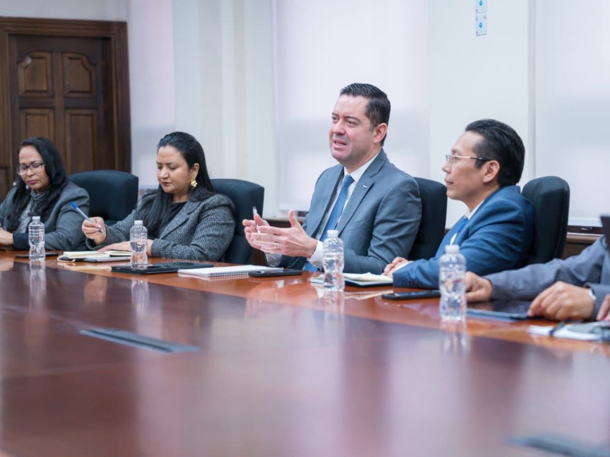 Sefin fortalecerá apoyo financiero a las Fuerzas Armadas